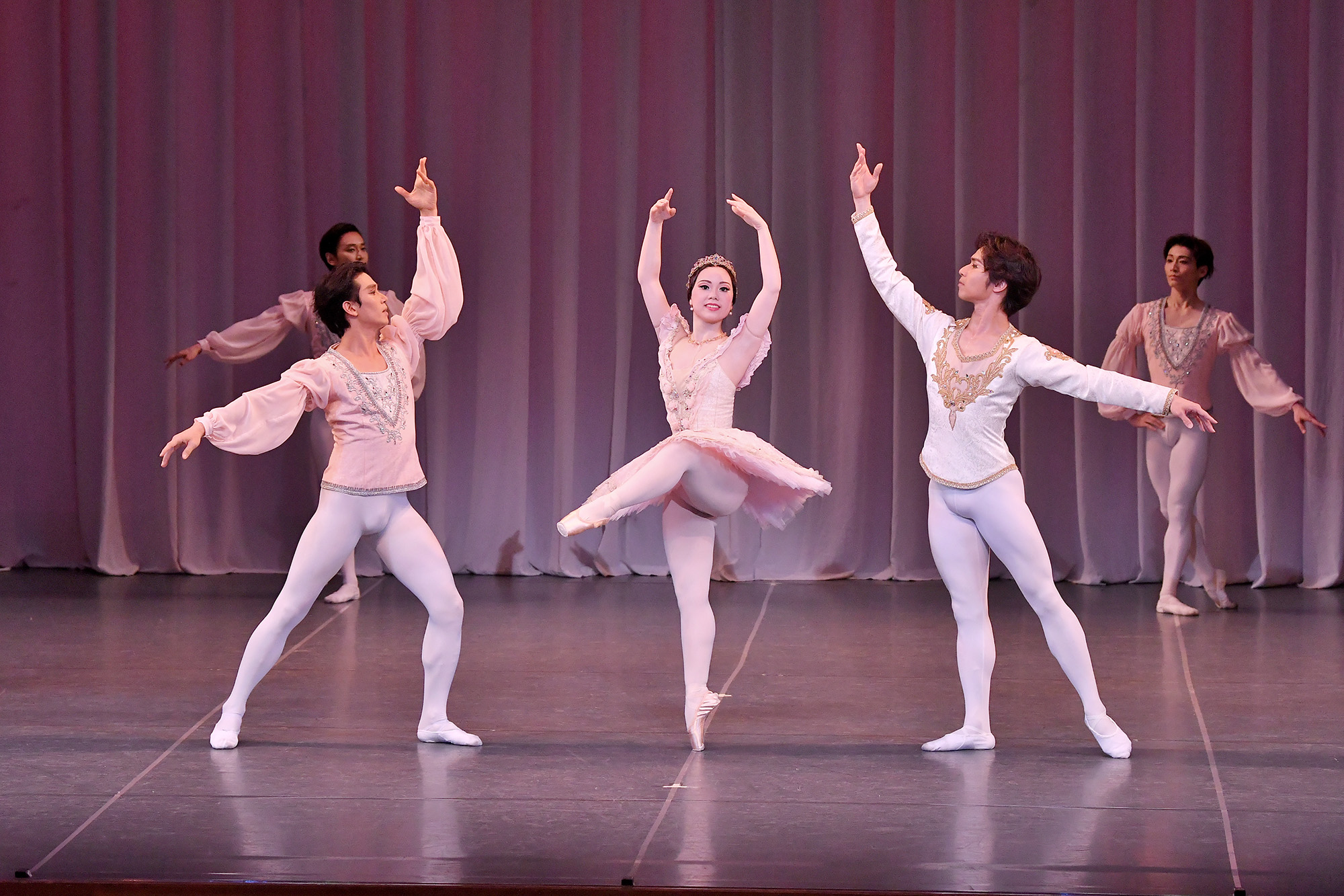 gallery_166 | Ballet Blanc Art